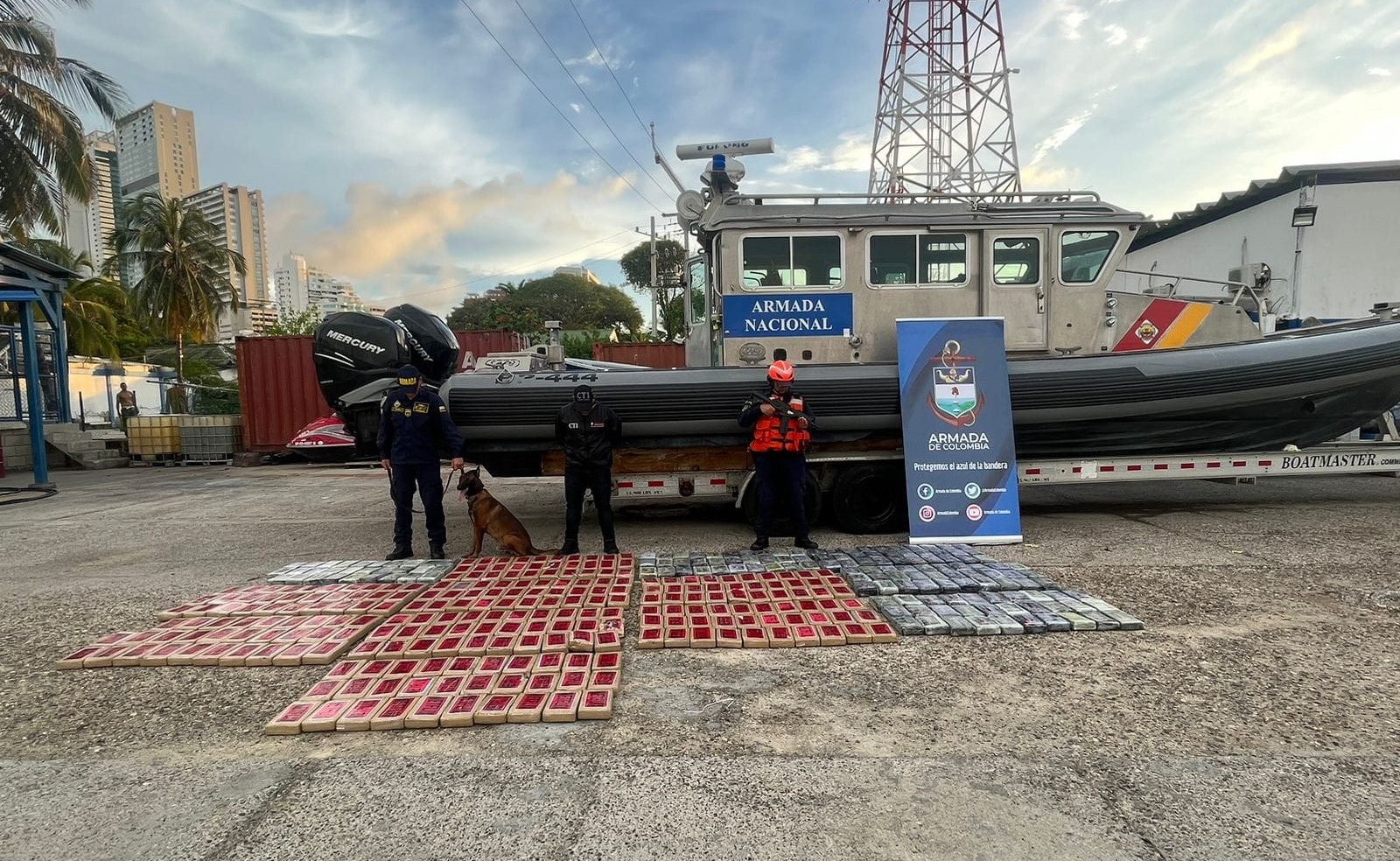 Ofensiva de Armada contra narcotráfico en Colombia evita exportación de cocaína por US$73 millones